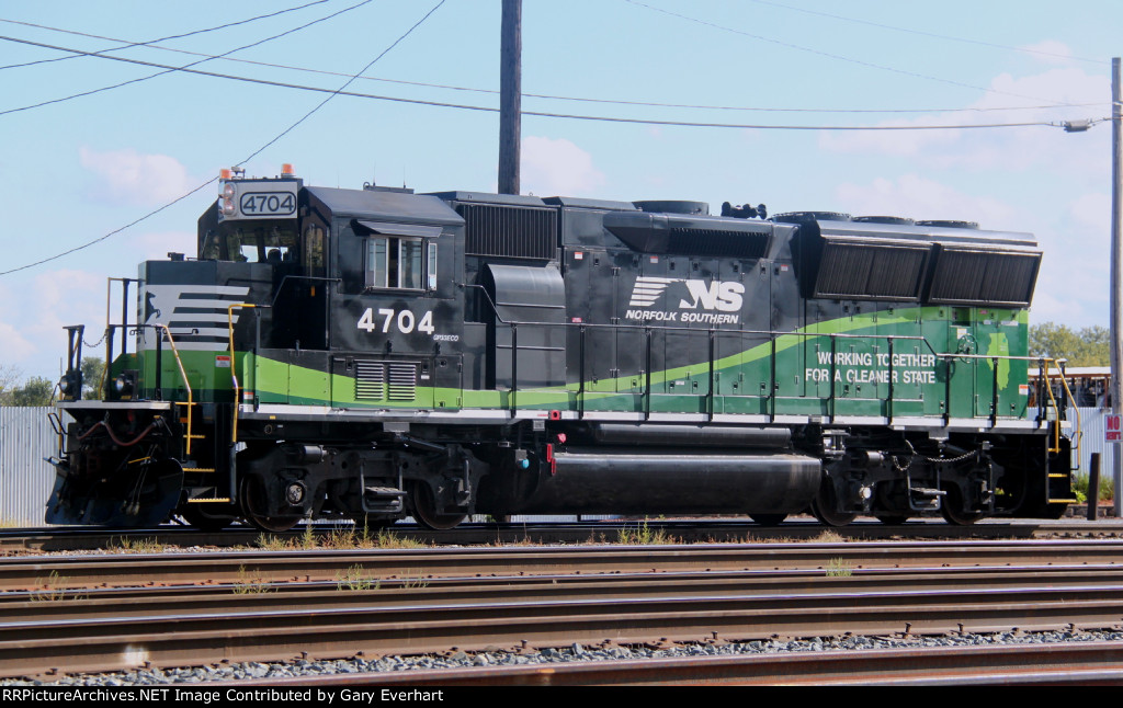 NS GP33ECO #4704